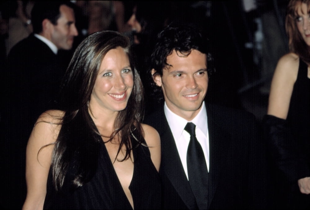 Gabby Karan At Metropolitan Museum Of Art Goddess Gala, Ny 4282003, By ...