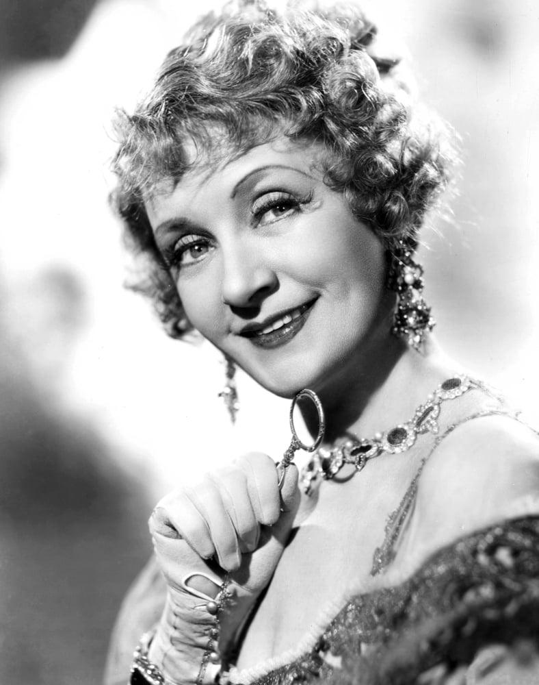 Becky Sharp Billie Burke 1935 Photo Print (8 x 10) - Walmart.com ...