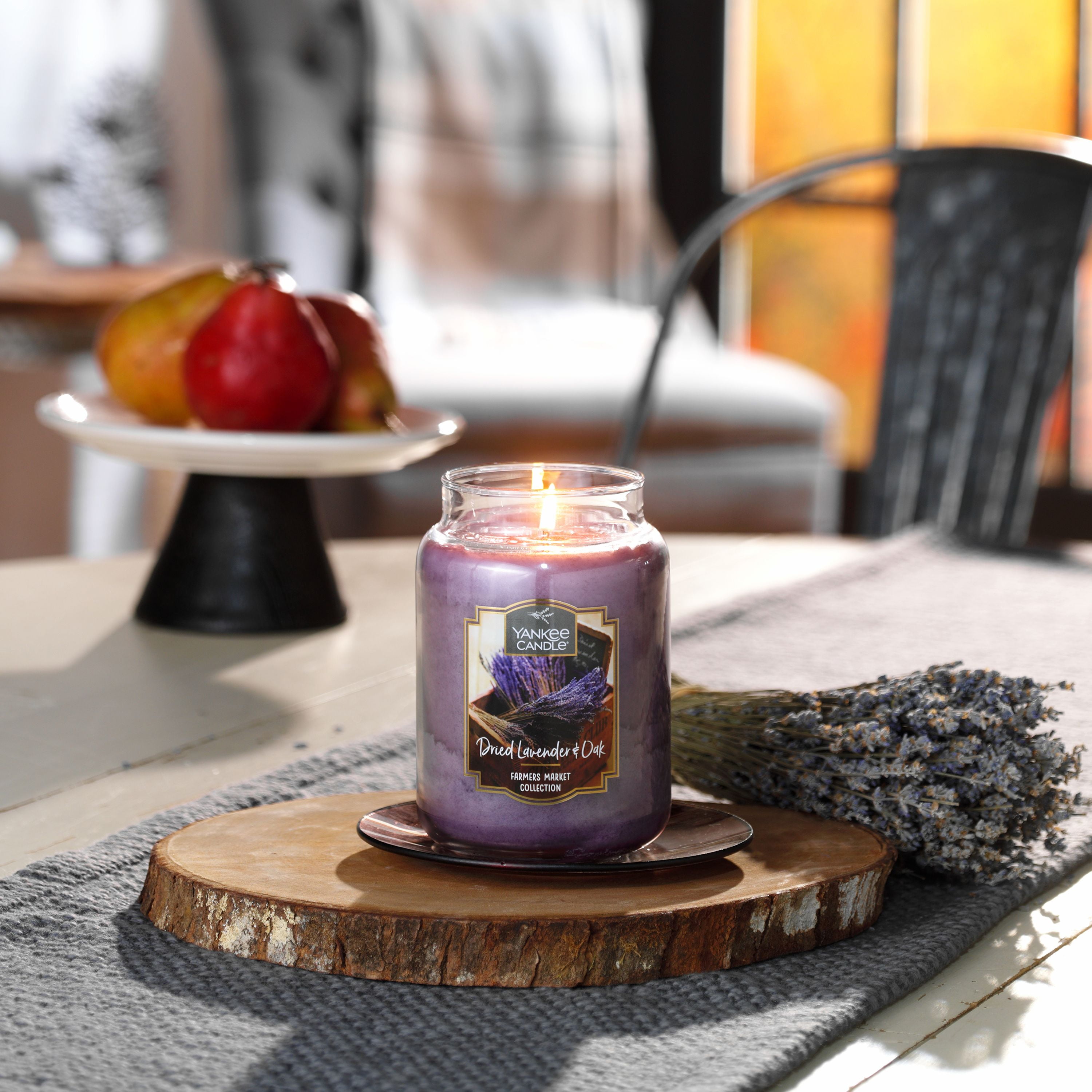 Yankee Candle Large Classic Jar Candle Dried Lavender Oak
