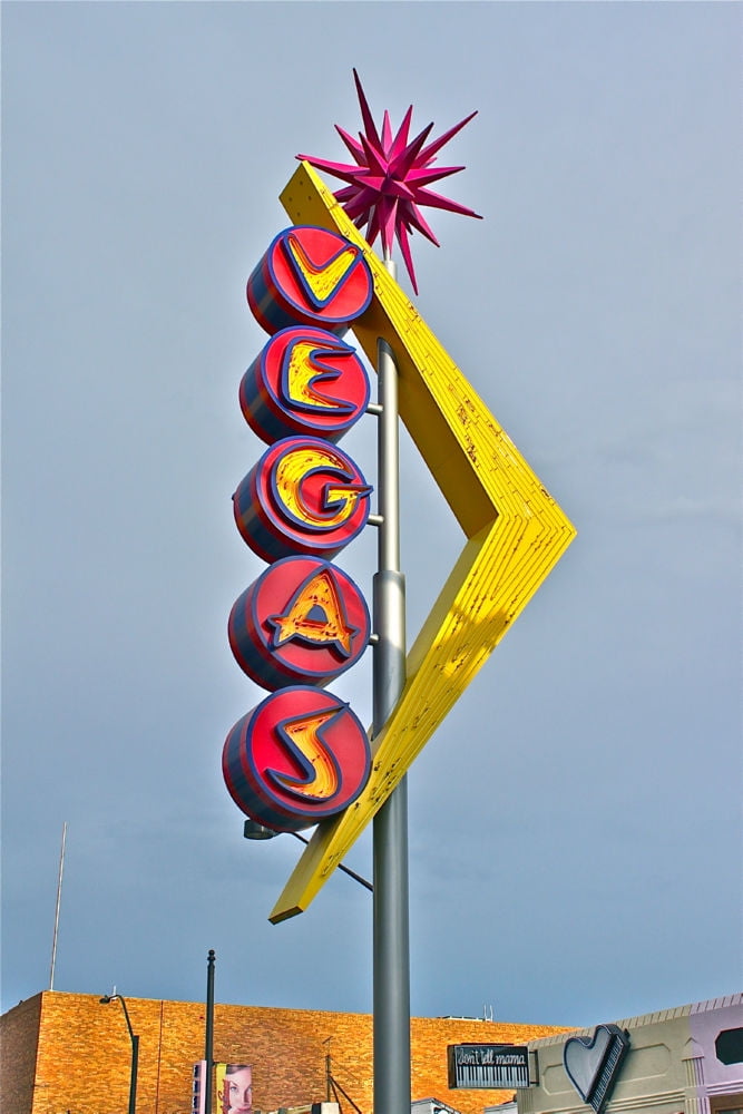 Las Vegasvegas Sign Downtown Poster 24Inx36In Poster 24x36 Multi-Color ...