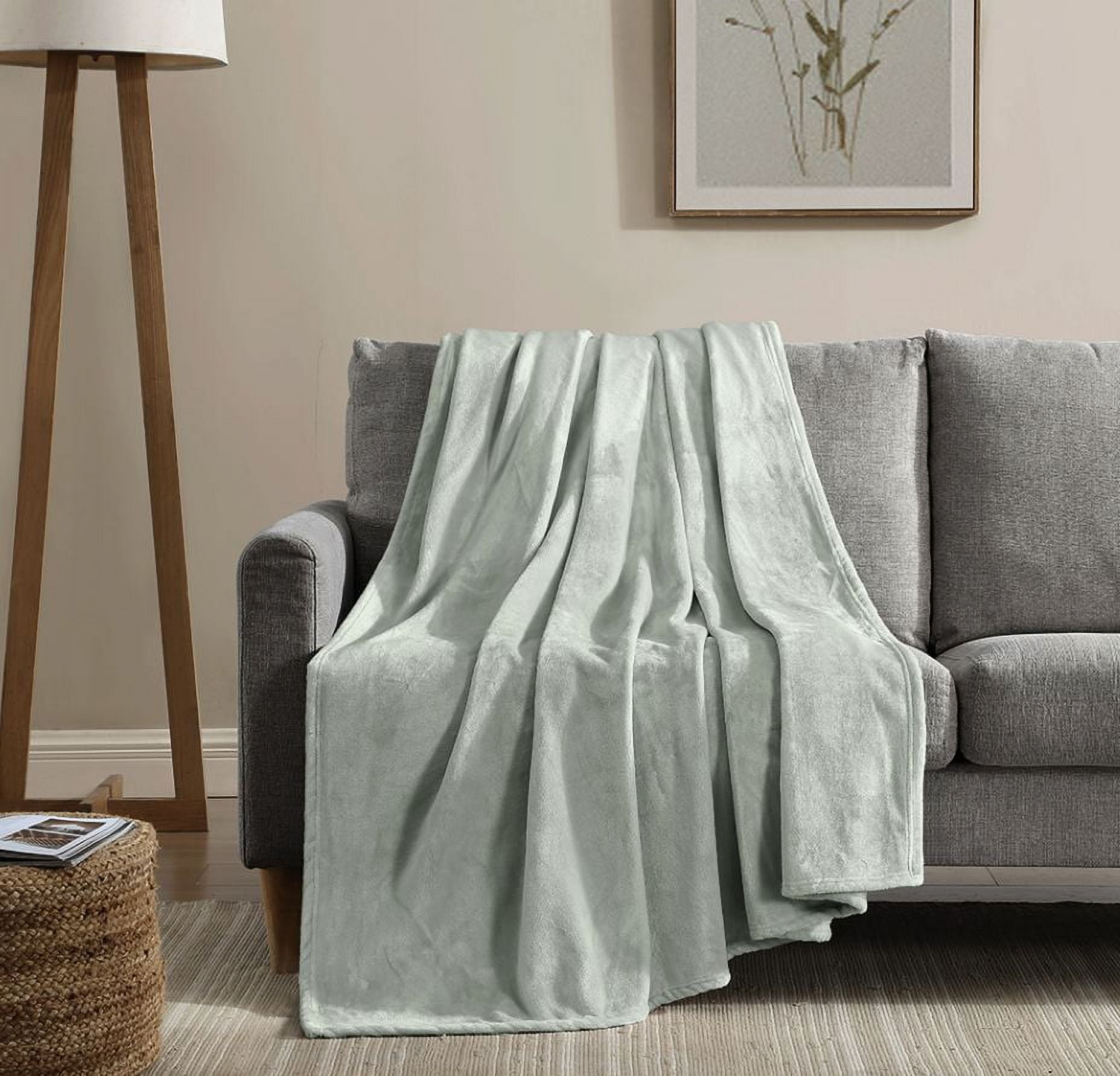 Social Standard by Sanctuary Oversized Plush Throw, Luxuriously Soft ...
