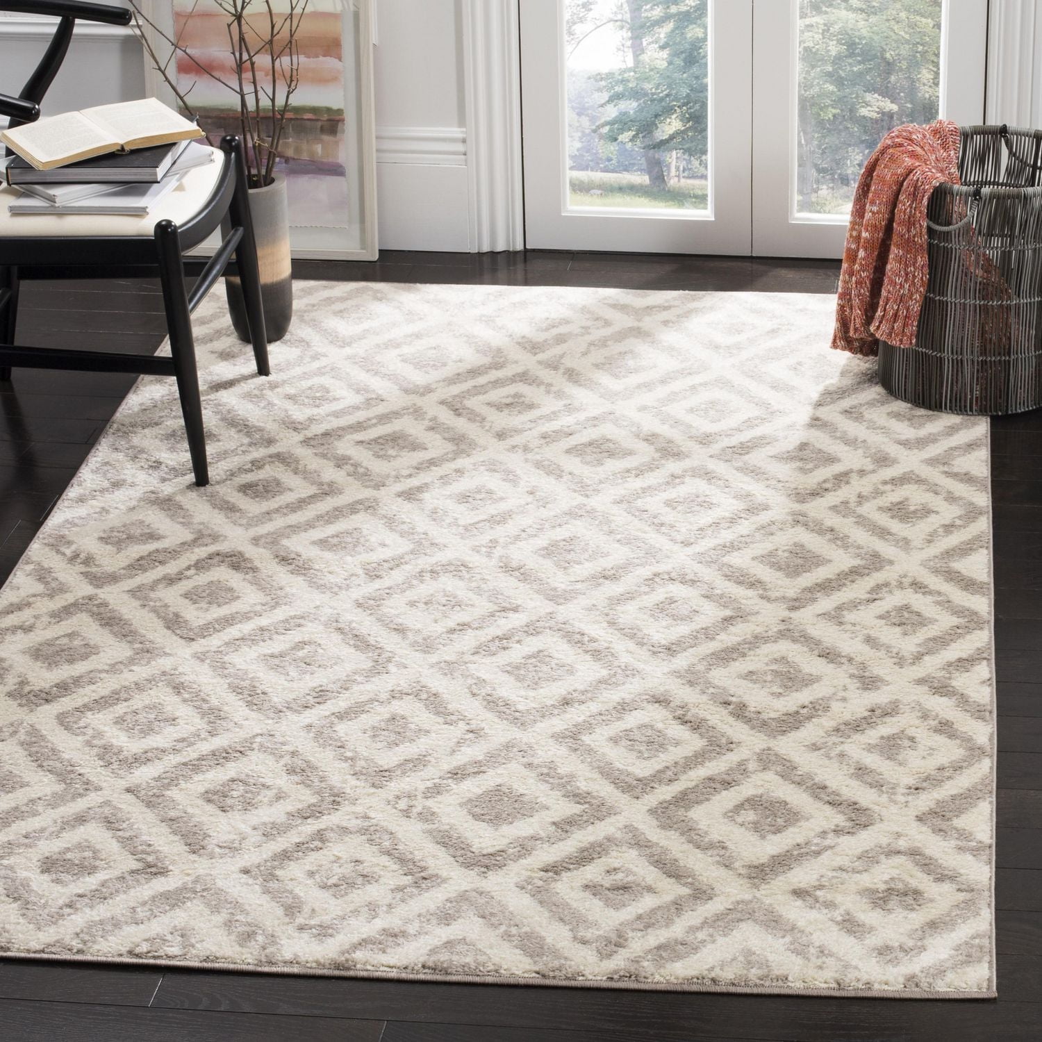 Click here for Safavieh Amsterdam Duncan Geometric Area Rug 51 X... prices