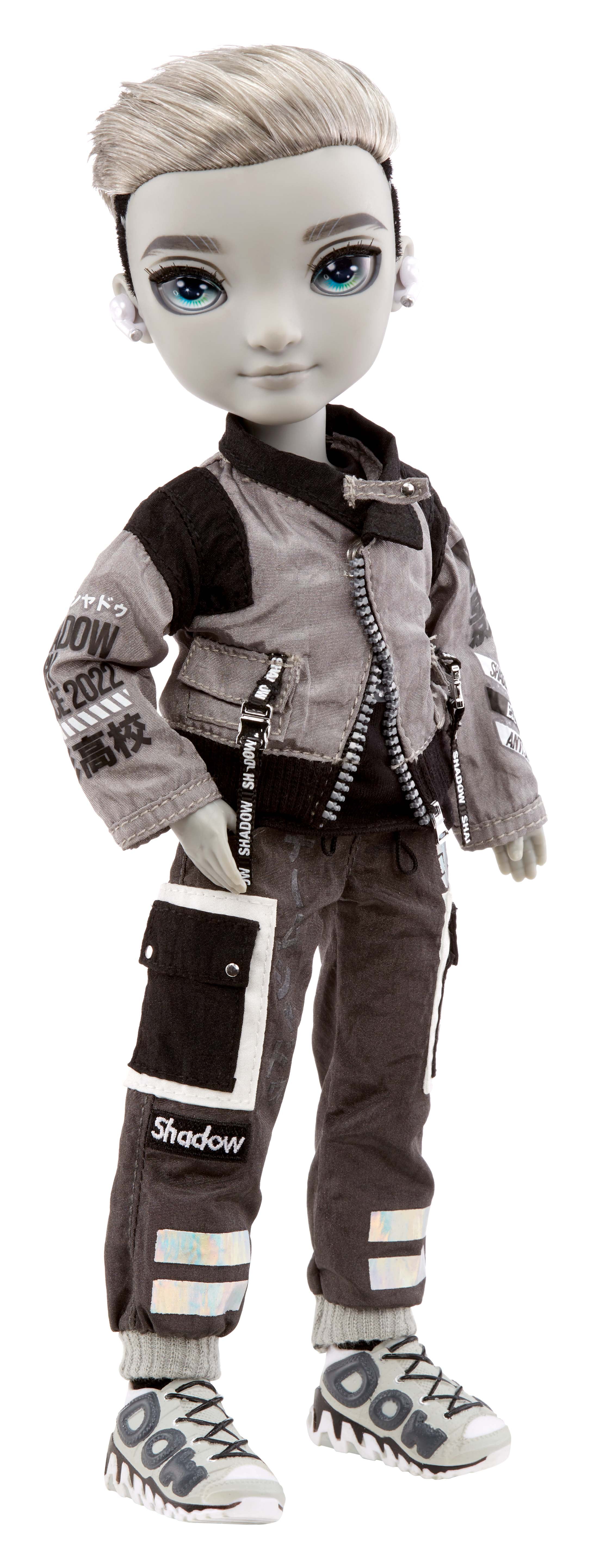 Shadow High Series 1 Ash Silverstone- Greyscale Boy Fashion Doll. 2 ...