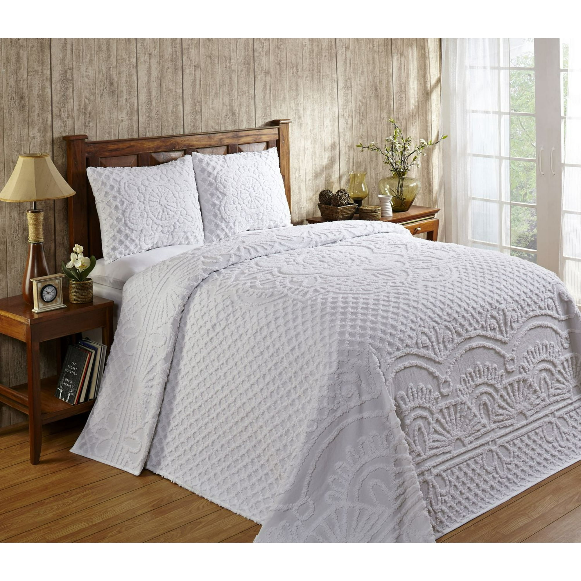 Click here for Fabstyles 81x110 White Bedspread: Trevor prices