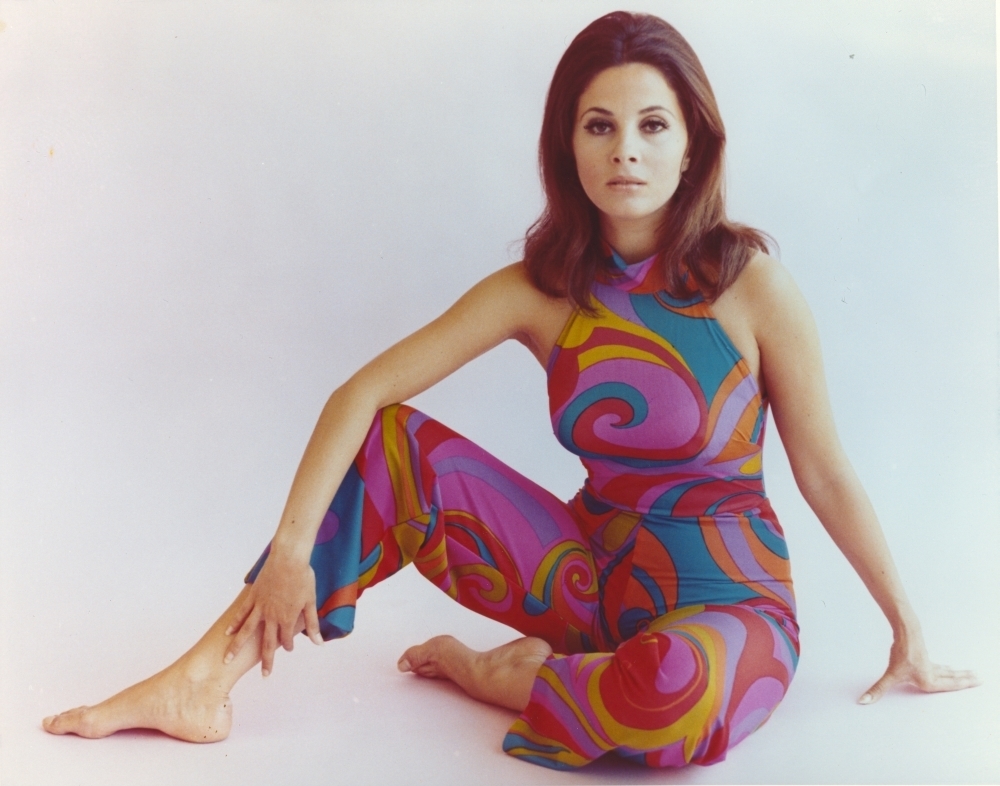 Barbara Parkins Close Up Portrait Photo Print 30 X 24 Walmart