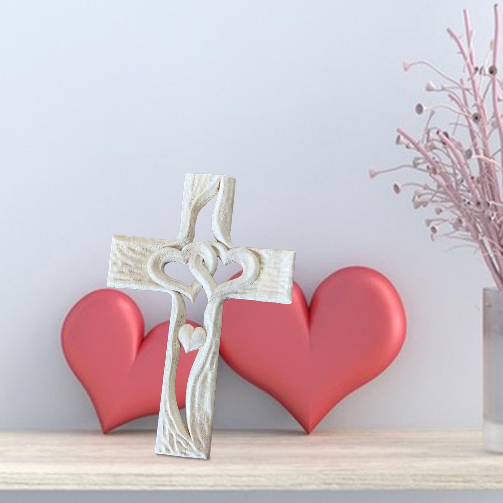 Cruz de madera tallada Soledad con corazones huecos entrelazados Grande ...