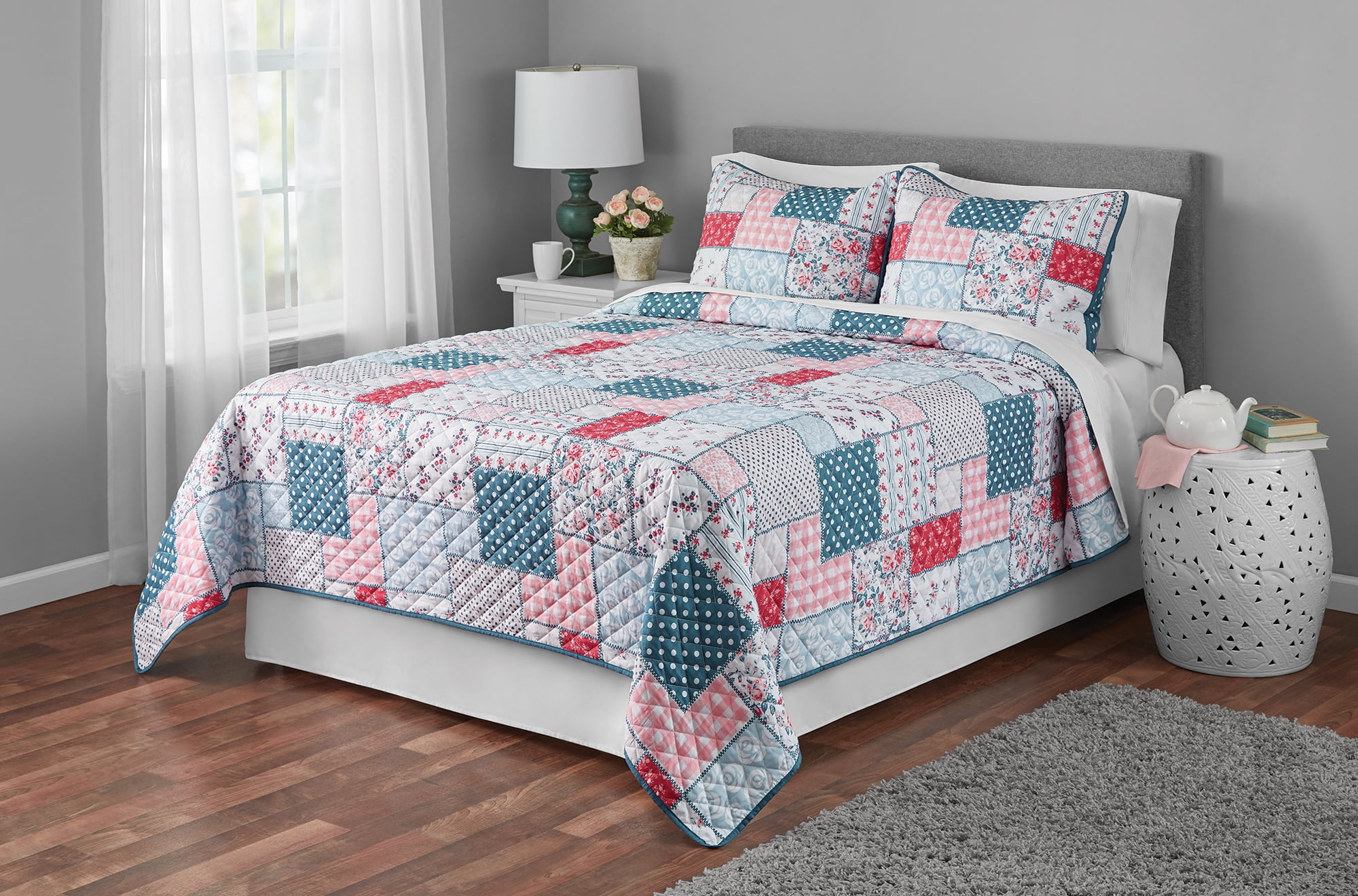 Mainstays Modern 85 Thread Count Floral Woven Quilt Set, King - Walmart.com