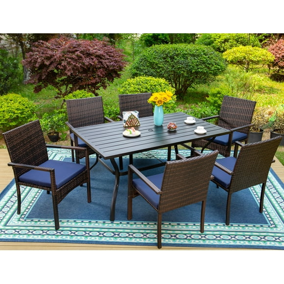 Clearance in Outdoor Dining Sets