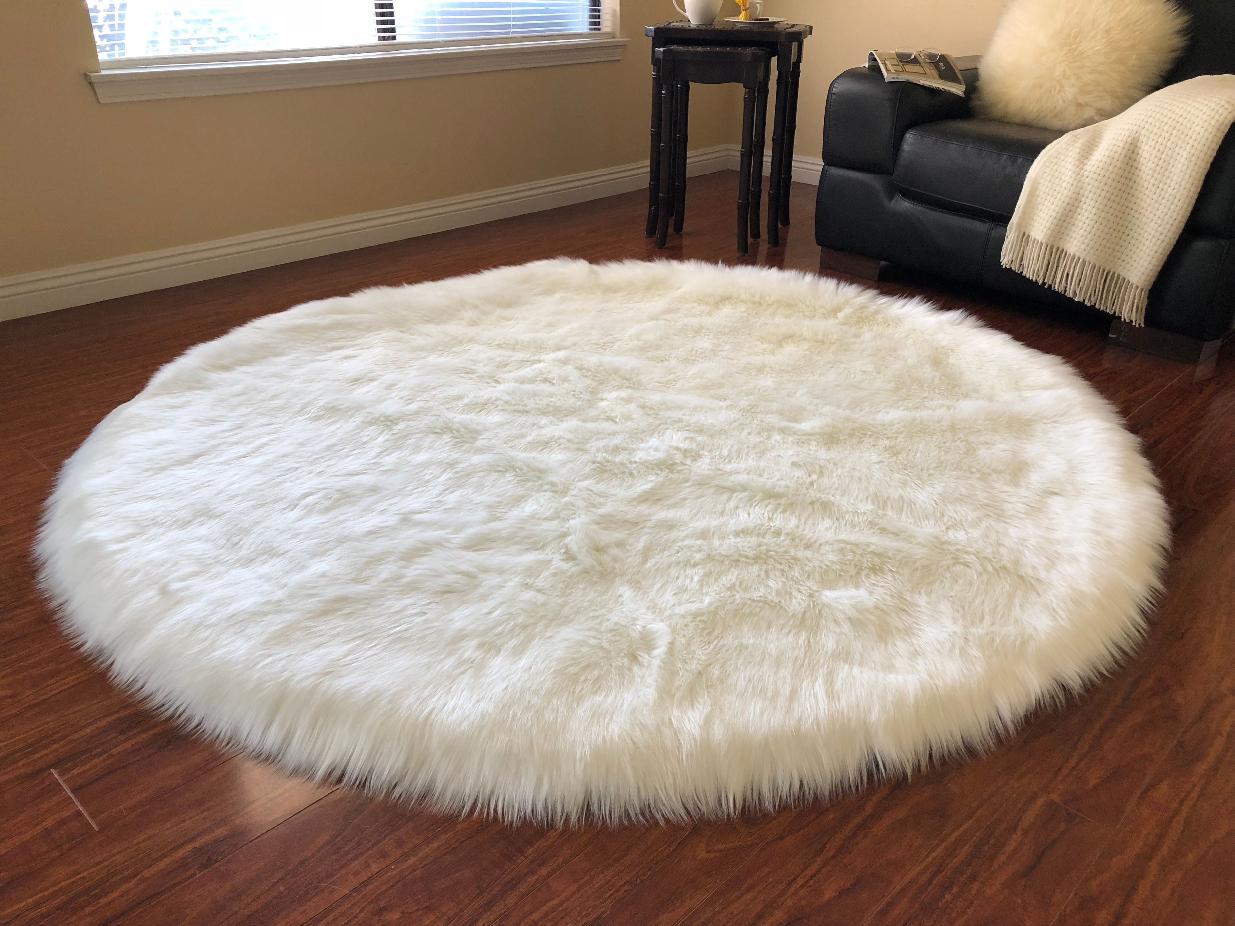 Soho Luxurious Faux Sheepskin Round Shape White Shag Area Rug - Walmart.com