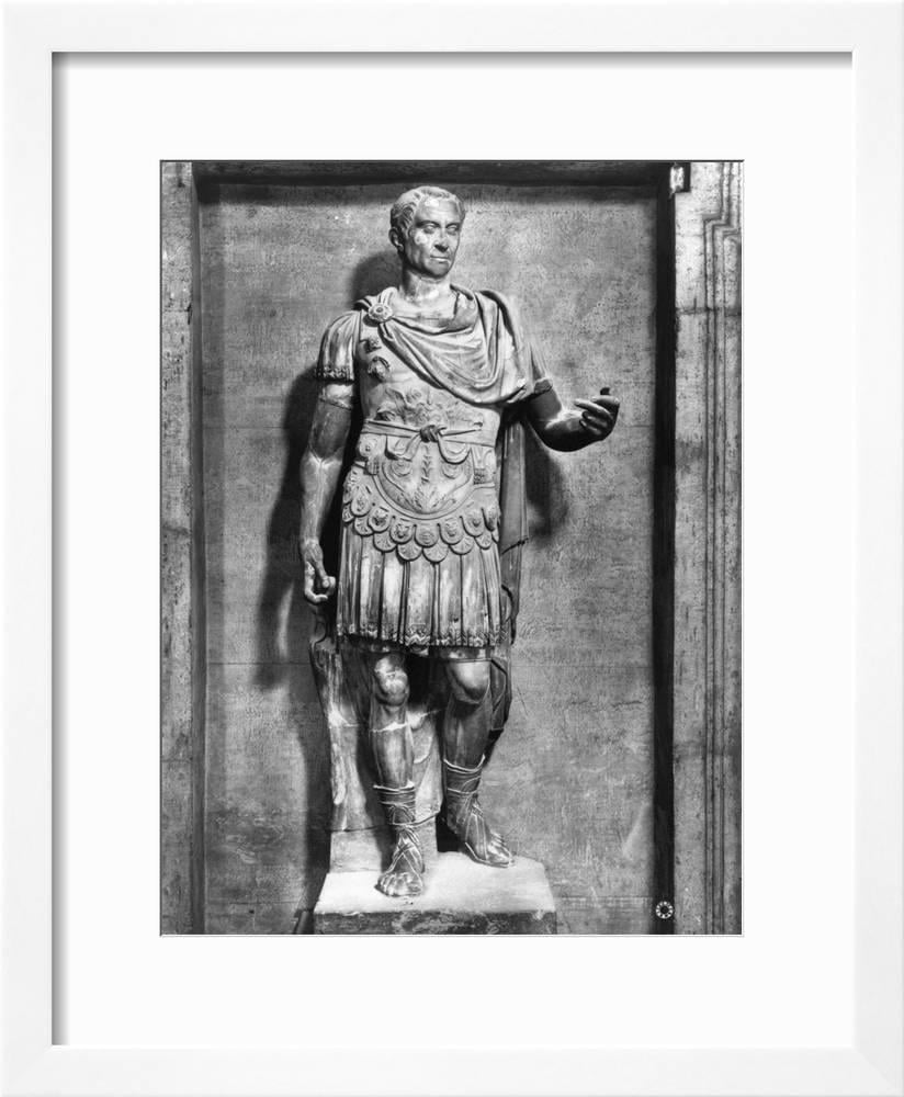 Julius Caesar Statue Drawing