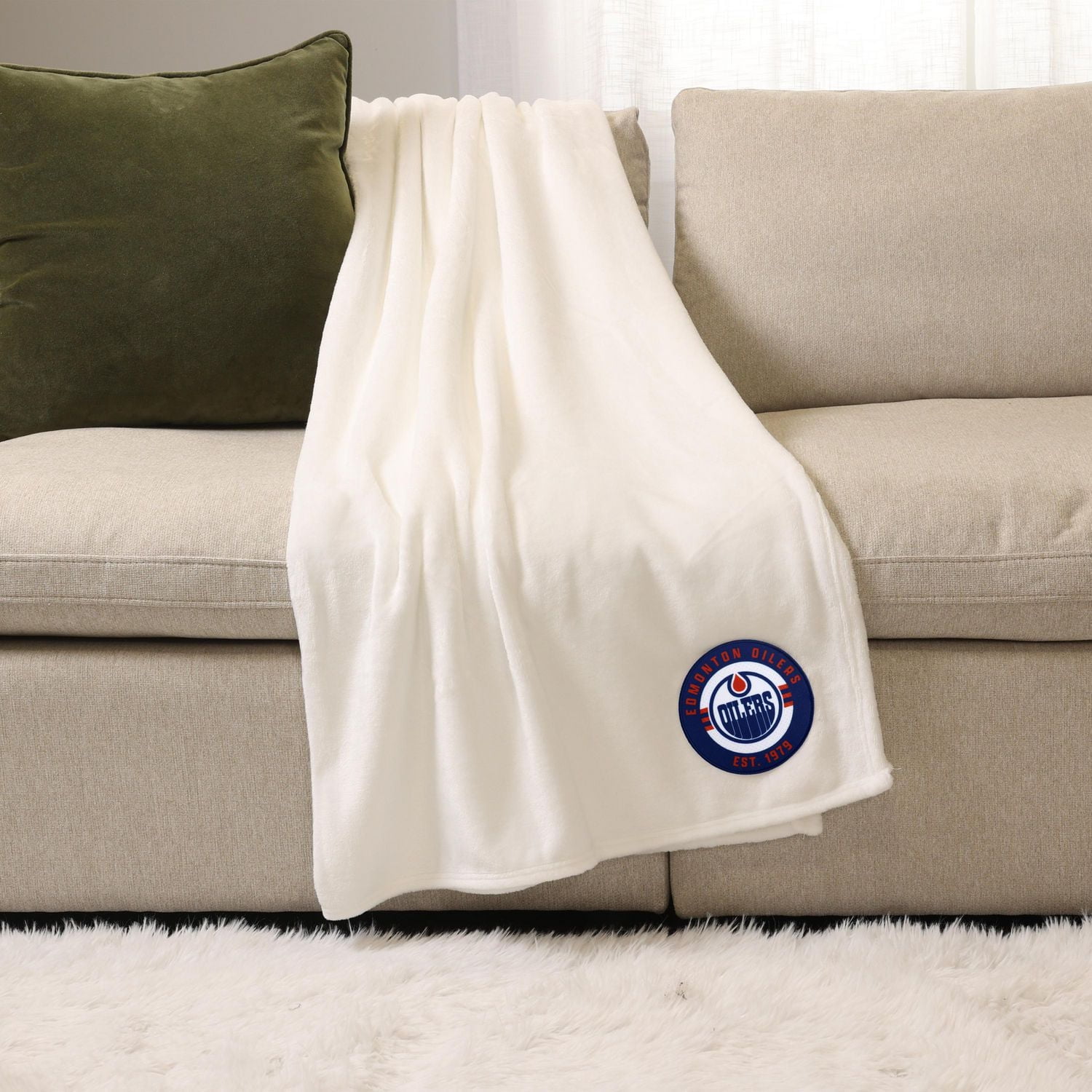 Click here for Nemcor Nhl  Nba  Mlb White Sports Throw Blanket  5... prices