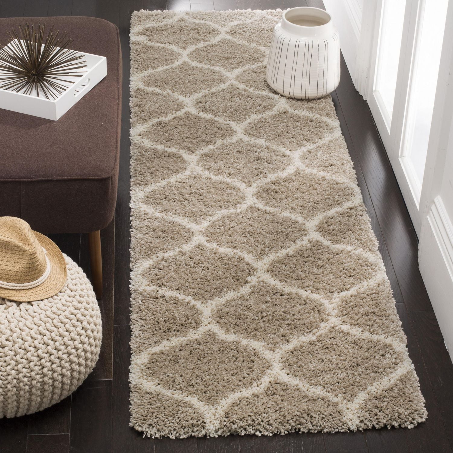 Click here for Safavieh Hudson Arline Geometric Shag Area Rug 23... prices