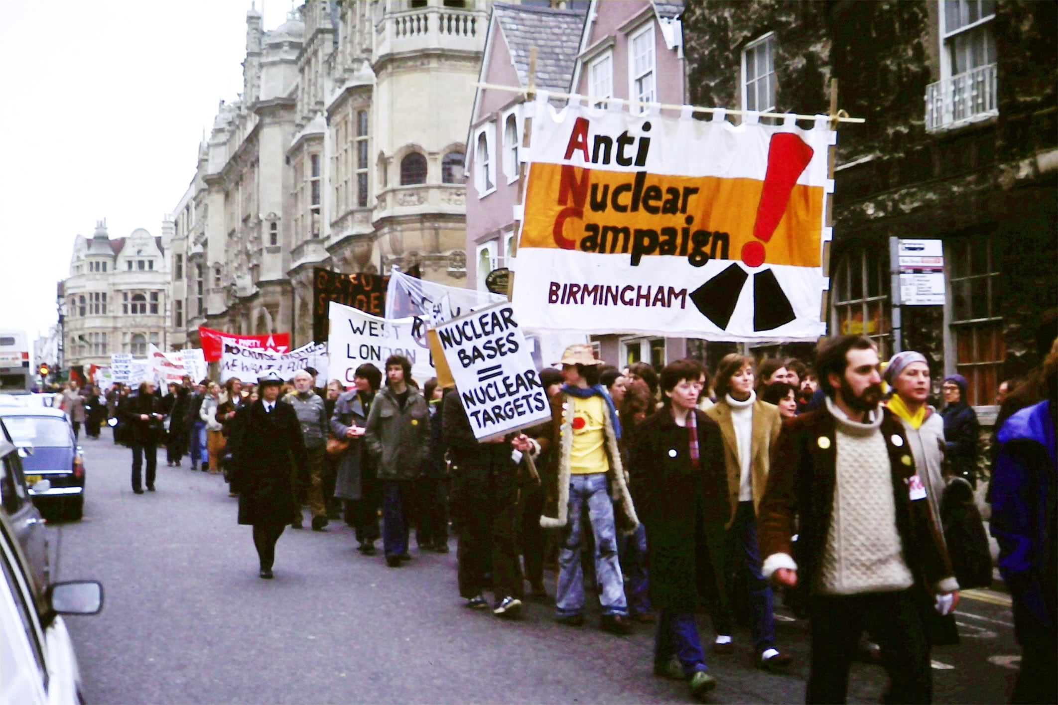 24x36 gallery poster, Anti-nuclear weapons protest march in Oxford ...