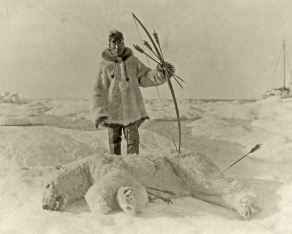 Print: Eskimo Hunter And Polar Bear Slain With Bow And Arrow, 1924 - Walmart.com