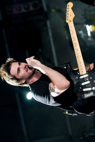 Juanes poster Singing Metal Sign 8inx 12in Metal Art Print 8x12 Multi ...