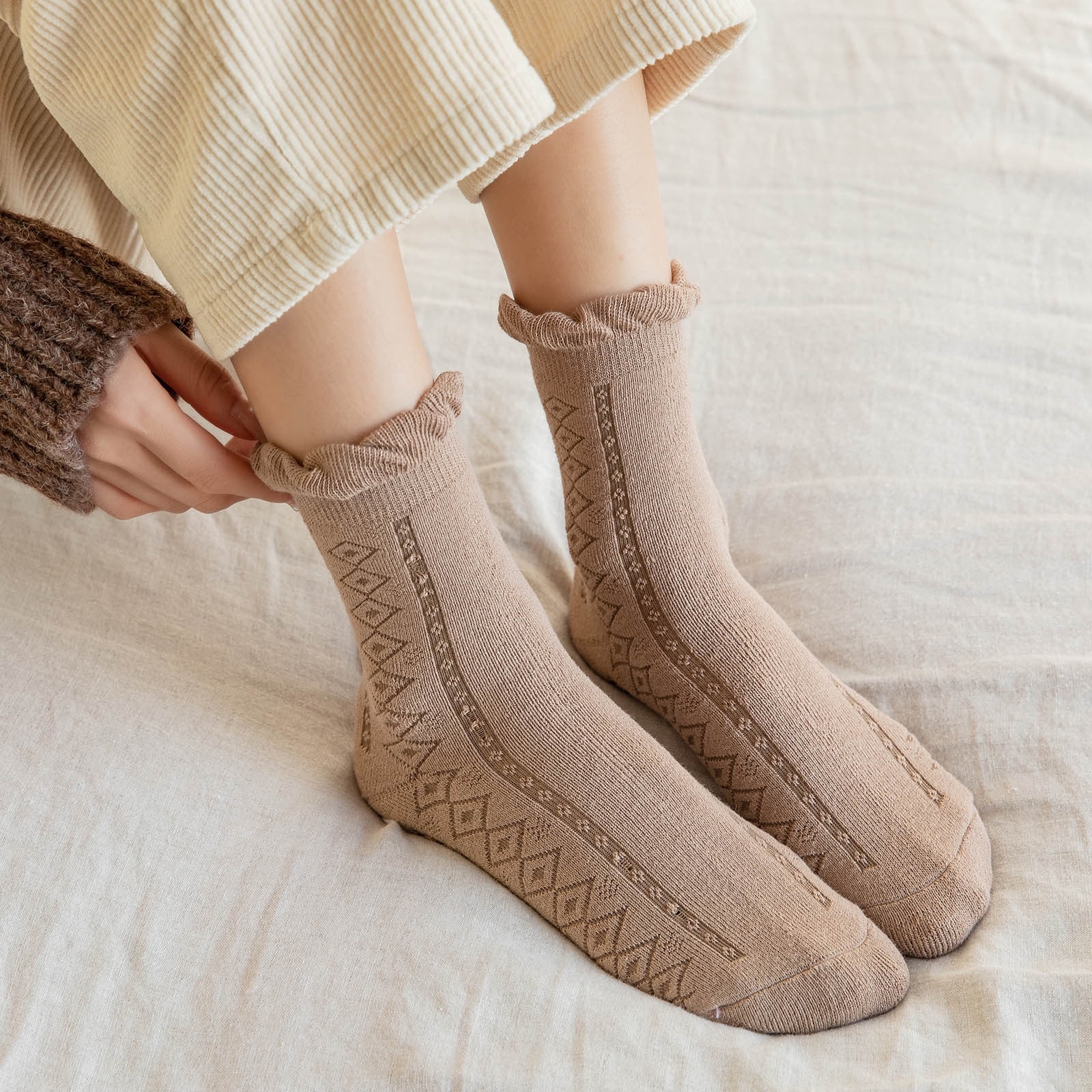 Leesechin Socks for Women Clearance Socks Middle Tube Keeping Solid ...