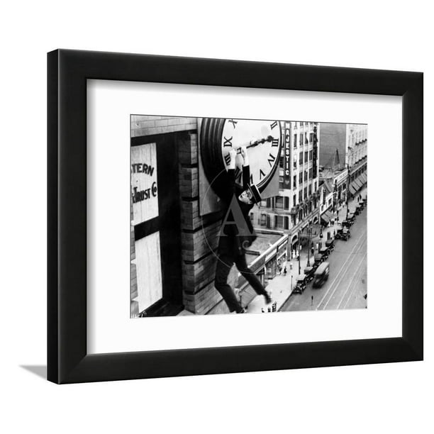Harold Lloyd Safety Last 1923, Directed by Fred Newmeyer Framed Print ...