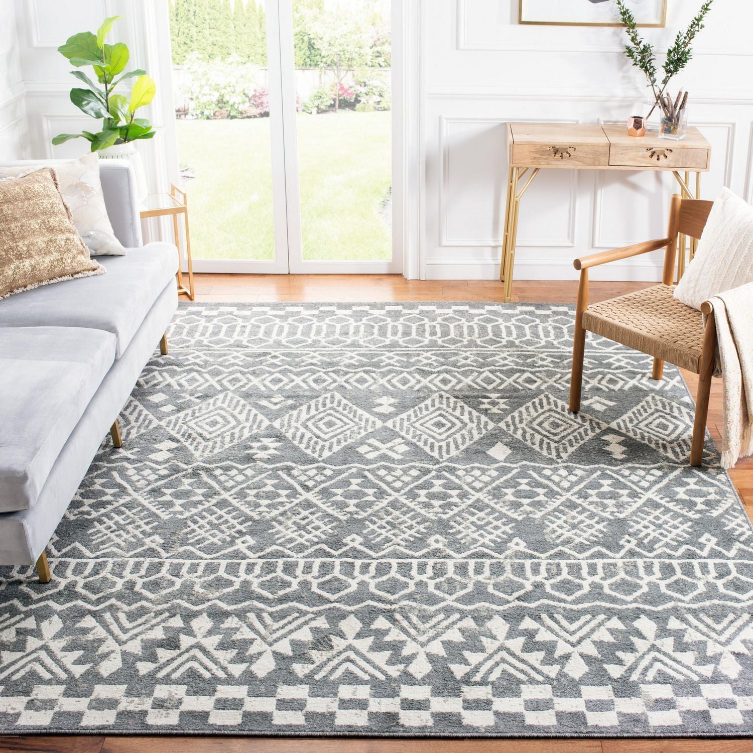 Click here for Safavieh Pyramid Henrietta Geometric Area Rug 8 Ft... prices