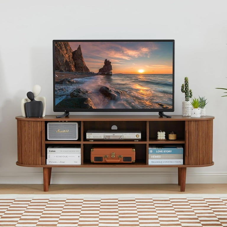 Curved media console store