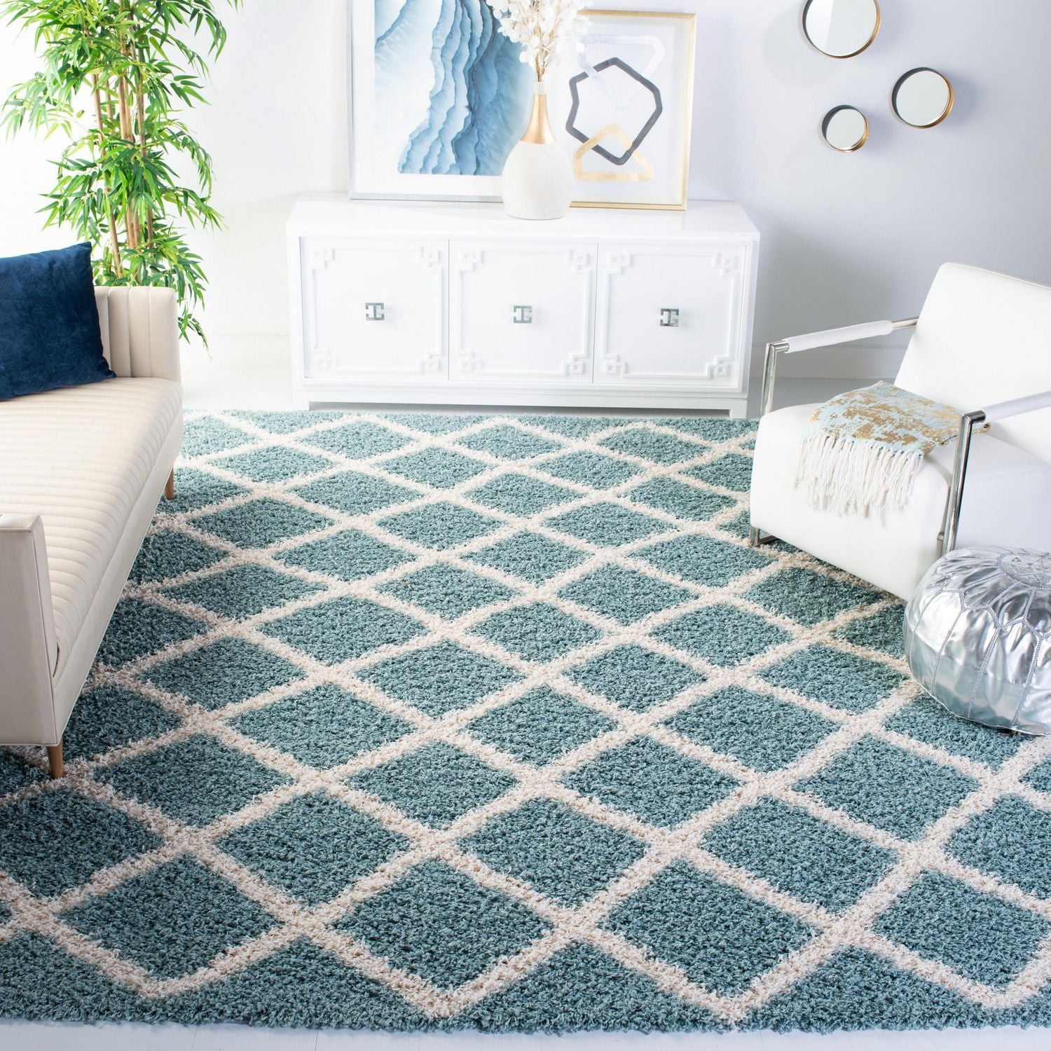 Click here for Safavieh Layla Geometric Plush Shag Area Rug 6 X 6... prices