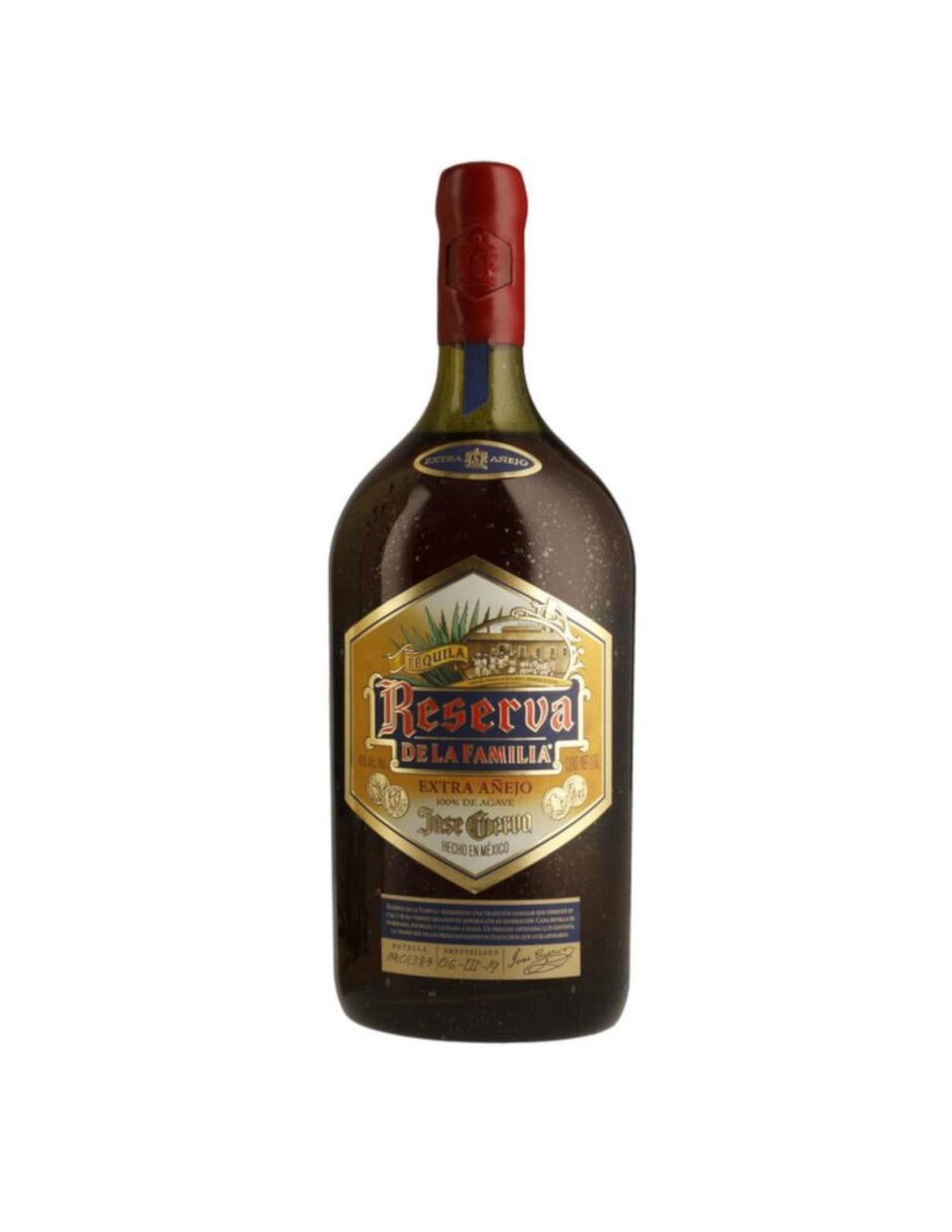 Tequila Reserva La Familia Extra Añejo 1.75 L | Walmart en línea
