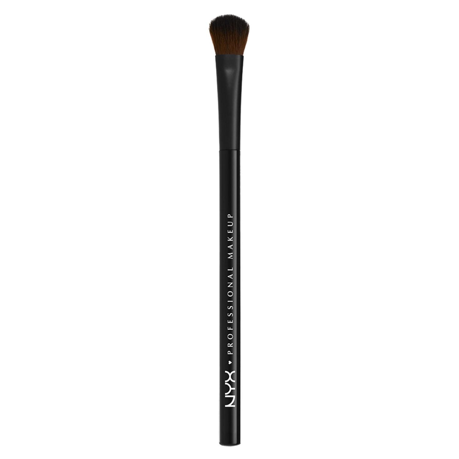 Click here for Nyx Professional Makeup All Over Shadow Brush 12 .... prices