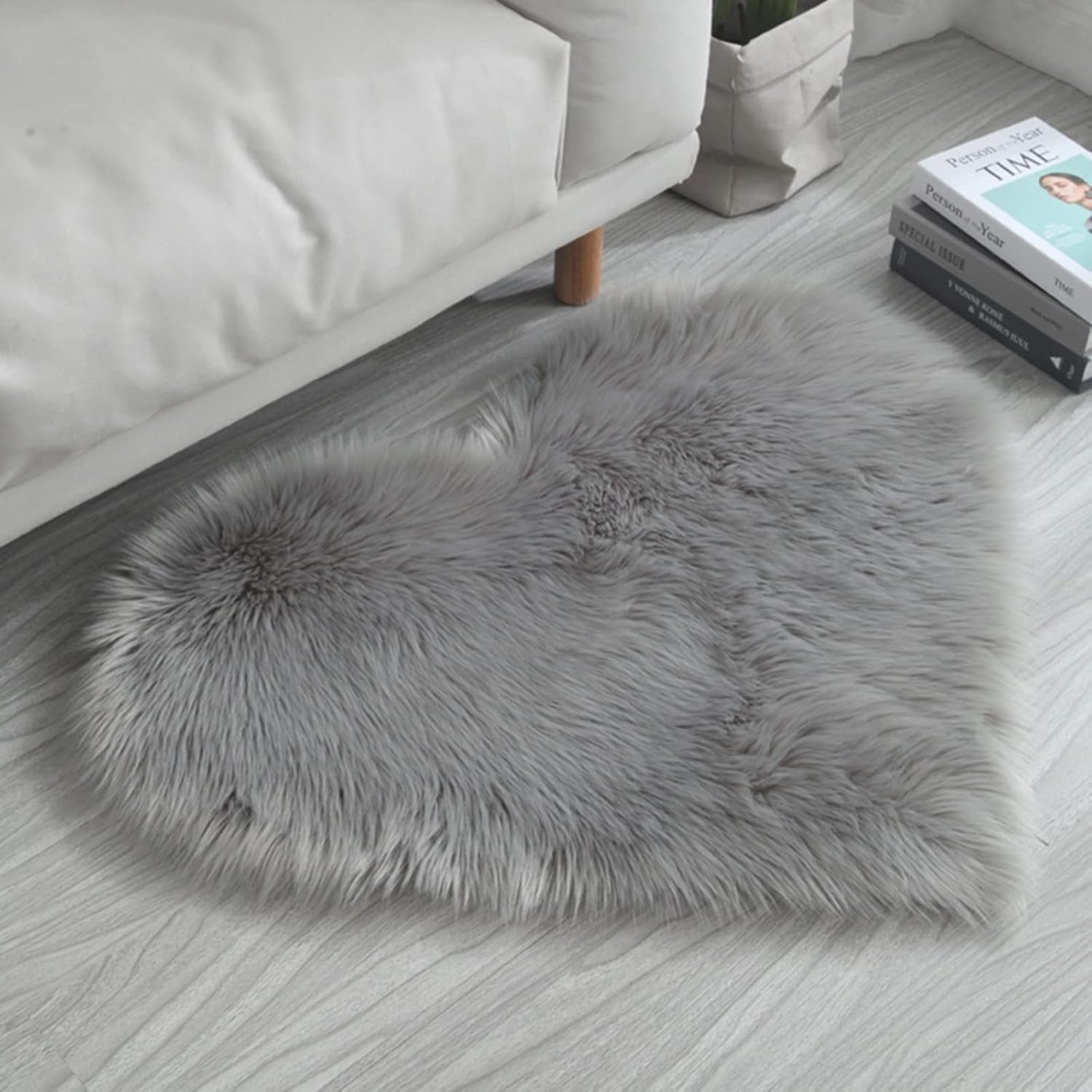 Click here for Unbranded Heart Shaped Soft Faux Sheepskin Fur Are... prices