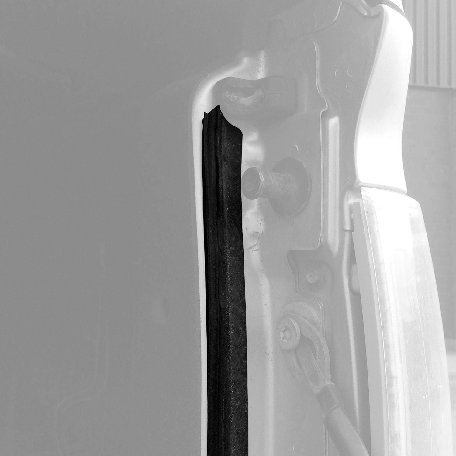 Click here for Pangolin Tailgate Seal E prices