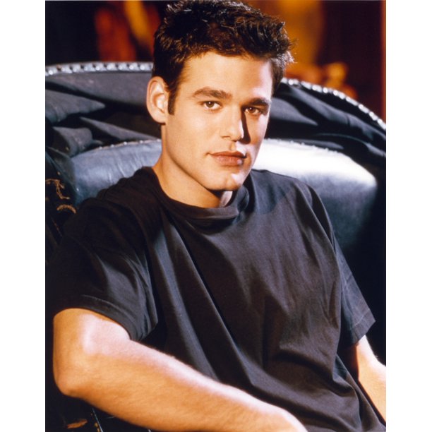 Ivan Sergei in Black Shirt Portrait Photo Print (8 x 10) - Walmart.ca