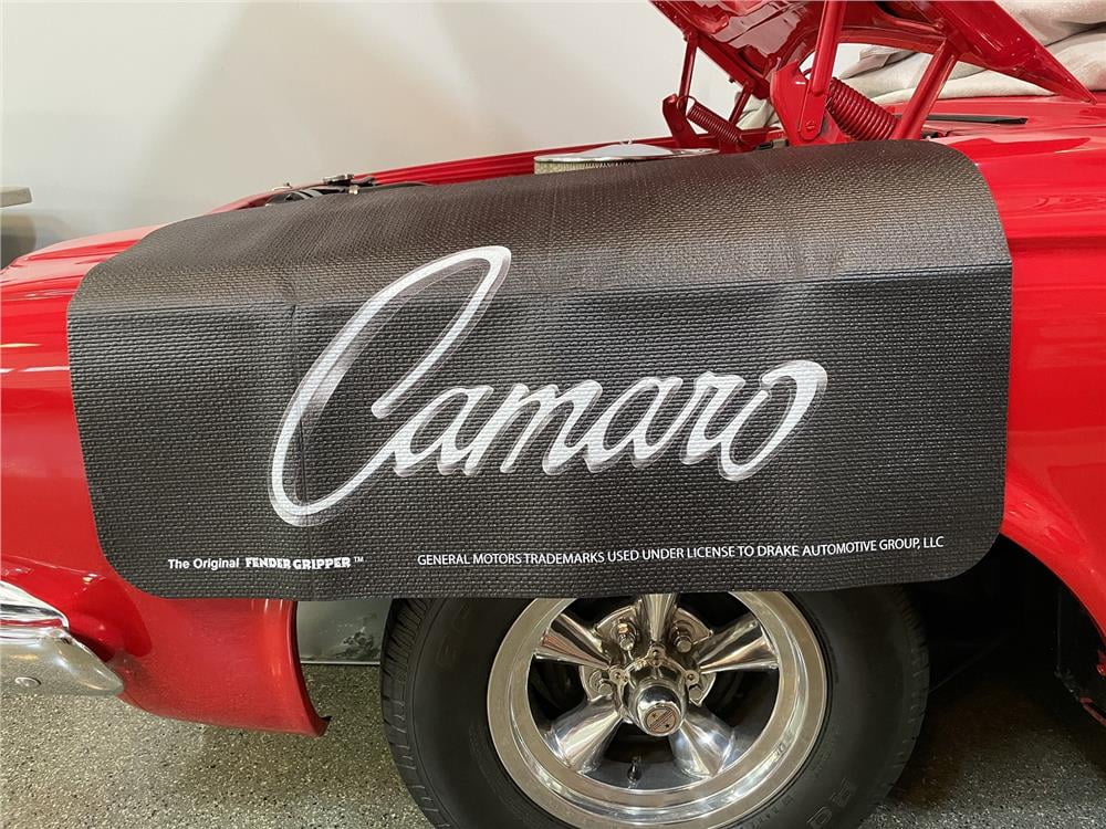 Chevy Camaro Script Logo Fender Gripper Fender Cover FG2035 - Walmart.com
