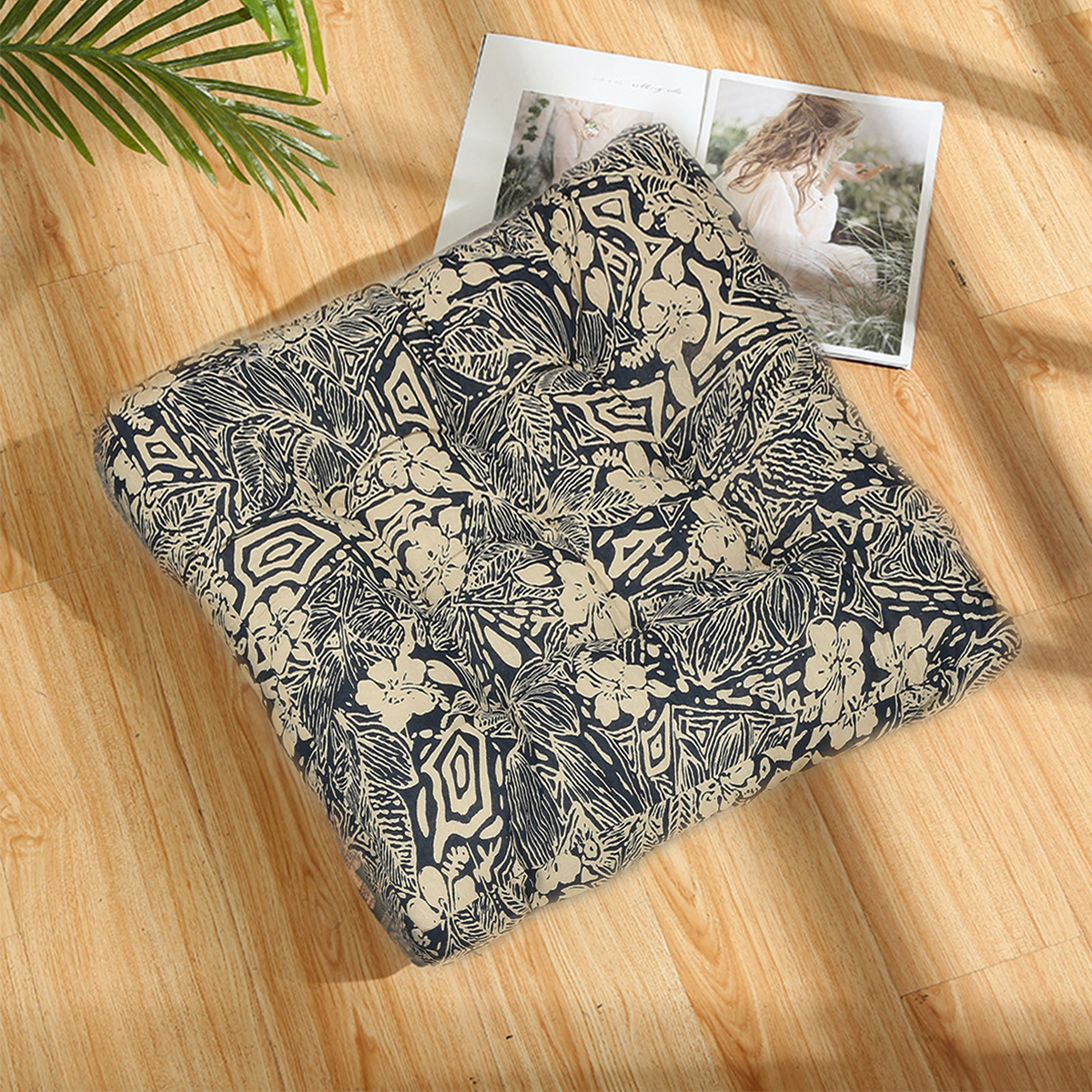 Novashion 22" x 22" Beige and Black Square Floor Outdoor Seating ...