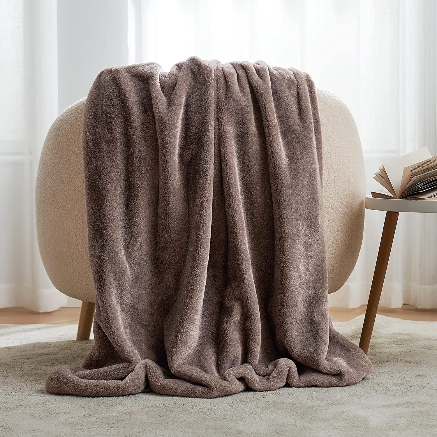 ZXNYH Luxury Super Soft Striped Faux Fur Throw Blanket for Couch,60"x ...