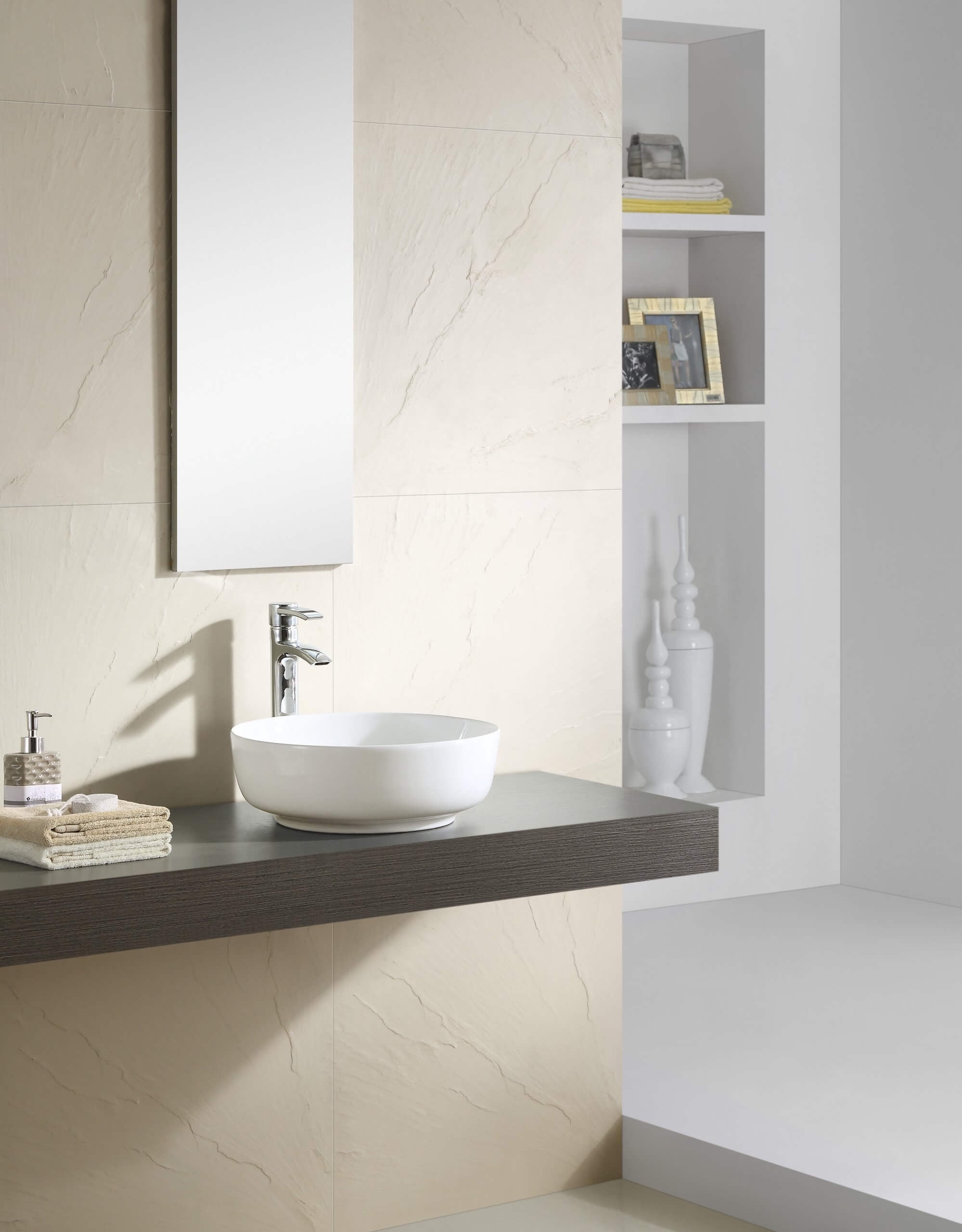 Fine Fixtures Round Thin Edge Vessel Sink Vitreous China W/O Overflow ...