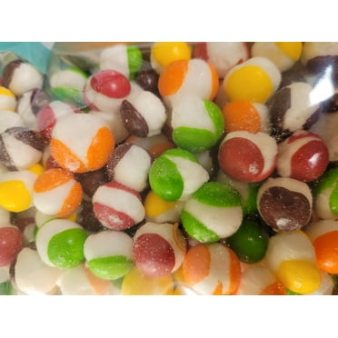 Gupperz Poppin Pickles, Sour Gummies with Liquid Filled Center, Soft ...