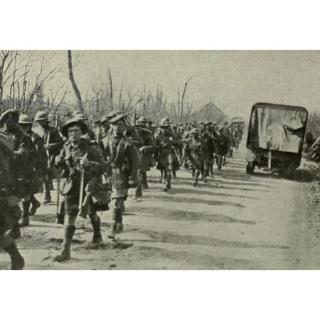 World War 1. British Troops In Retreat During The March 1918 German ...