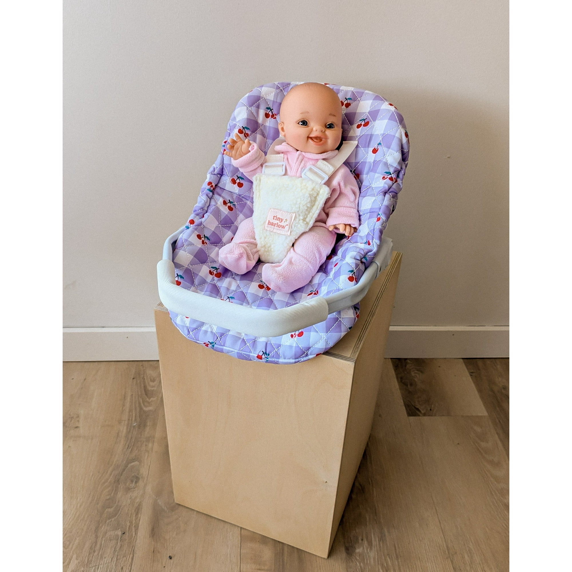 Click here for Doll Capsule - Cherry - Tiny Harlow prices