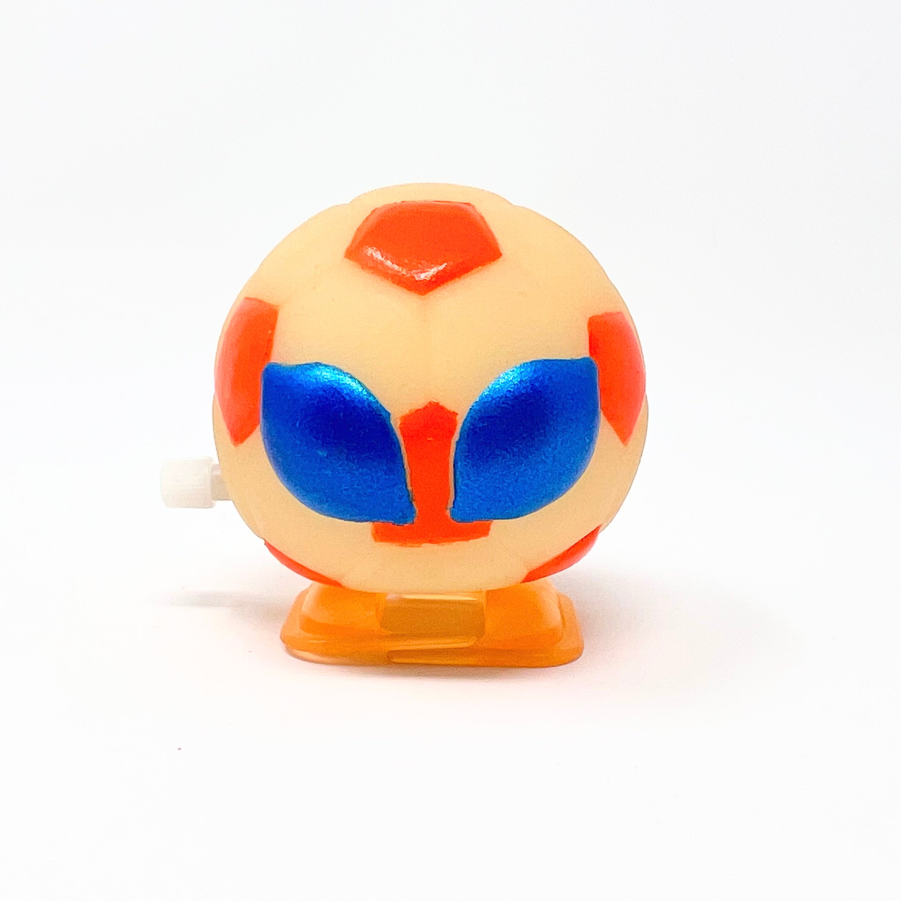 1997 Fame master Fun Based Wind up UFO Alien Soccer Ball Collectible ...