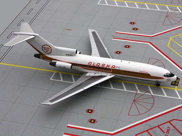 Alaska Airlines Boeing 727-100 N797AS"Golden Nugget" (1:200) - Walmart.com