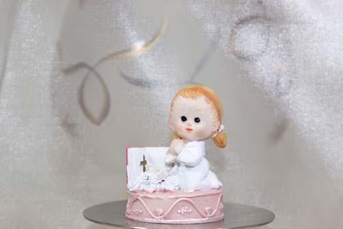Poly Resin First Communion Praying Girl Figure (12 pieces) - Walmart.com