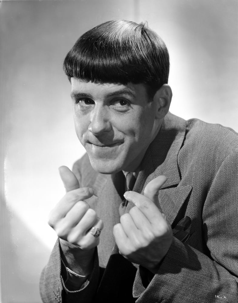 Ish Kabibble with gesturing hands Photo Print (8 x 10) - Walmart.com