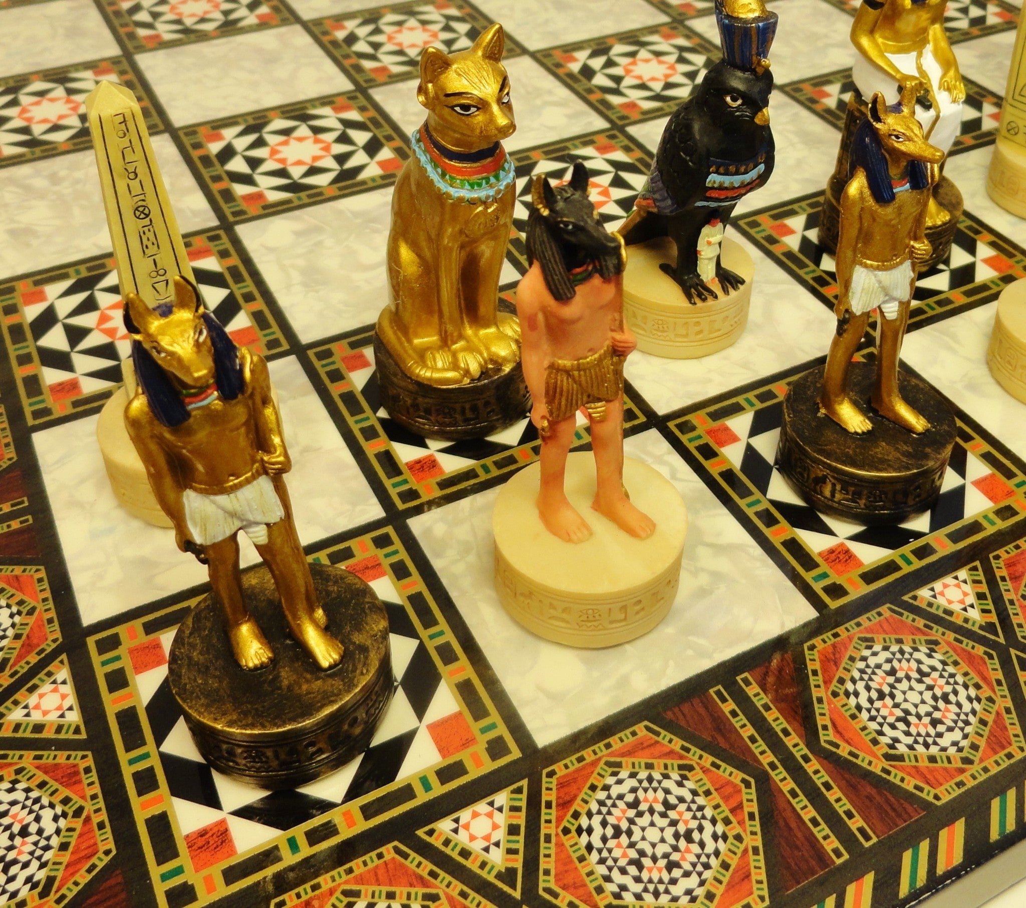 Egyptian Anubis Gold & Buff Anubis Chess Set W/ 17" Mosaic Color Board ...