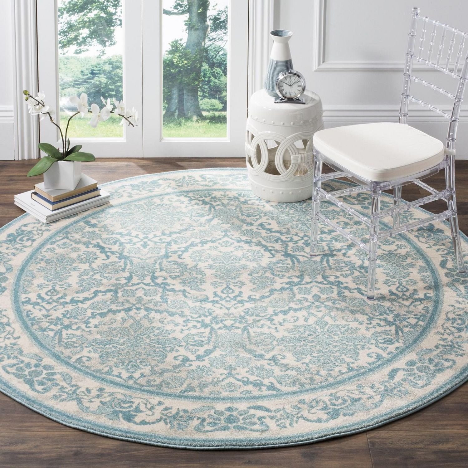 Click here for Safavieh Evoke Lorna Traditional Area Rug 67 X 67... prices