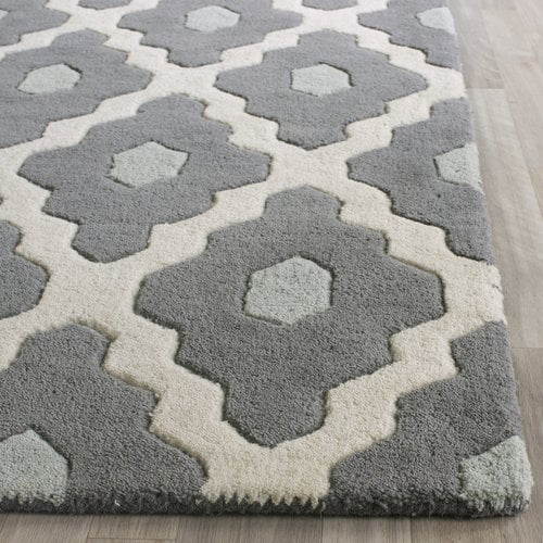 SAFAVIEH Chatham Wystan Geometric Diamonds Wool Area Rug, Ivory/Dark ...