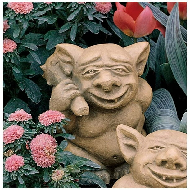 Design Toscano The Picc-a-Dilly Bum Gargoyle Statue: Medium - Walmart.com