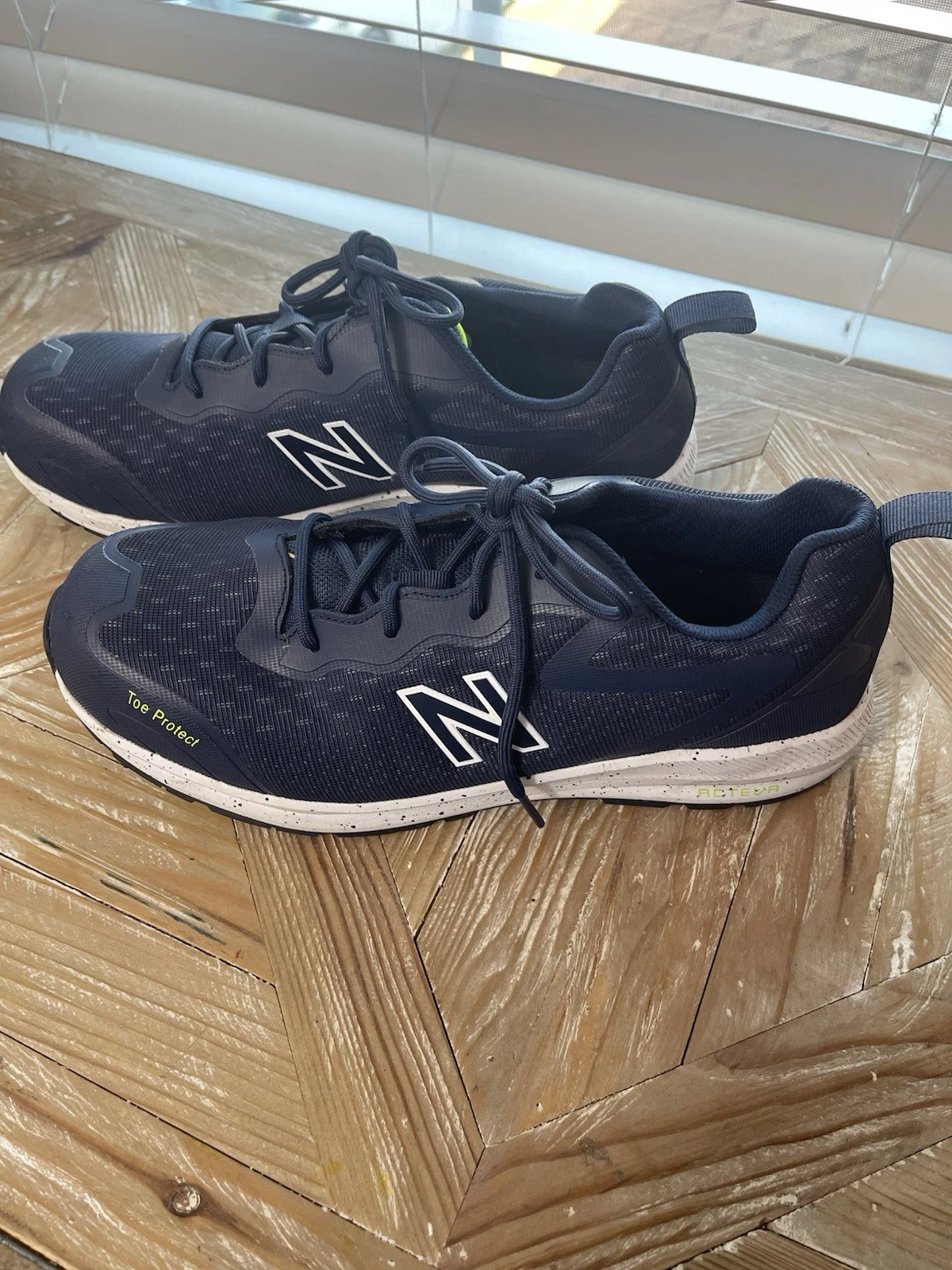 New Balance Logic Composite Toe Mens Size 10 Blue Safety Working Shoes ...
