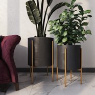 Free Shipping! Aspire Home Accents Luca Modern Metal Planters (Set of 3 ...