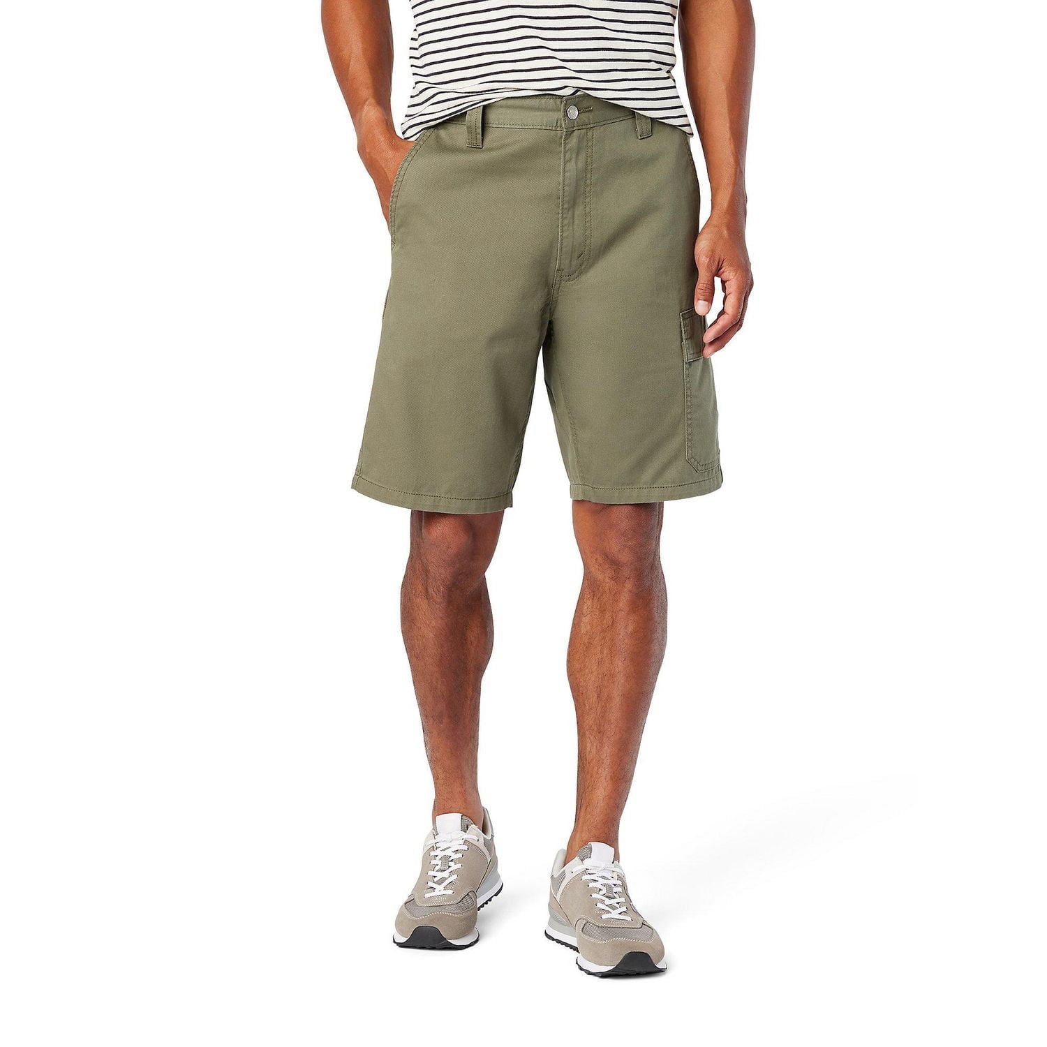 Click here for Levi Strauss Signature Mens Everyday Cargo Shorts prices