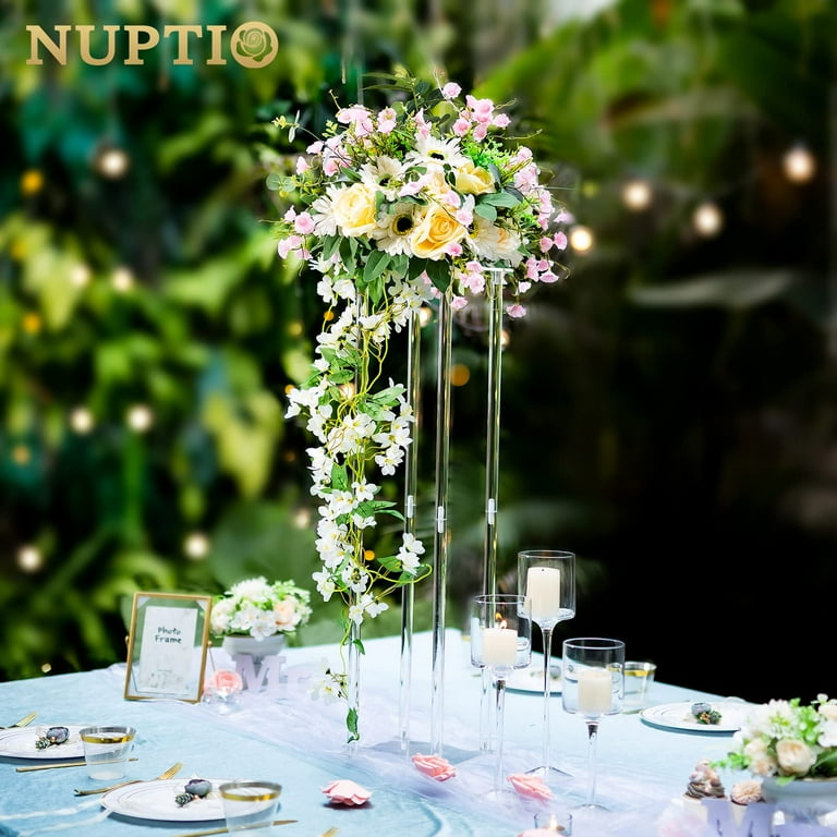 Acrylic wedding centerpieces | Beachweddingtips.com