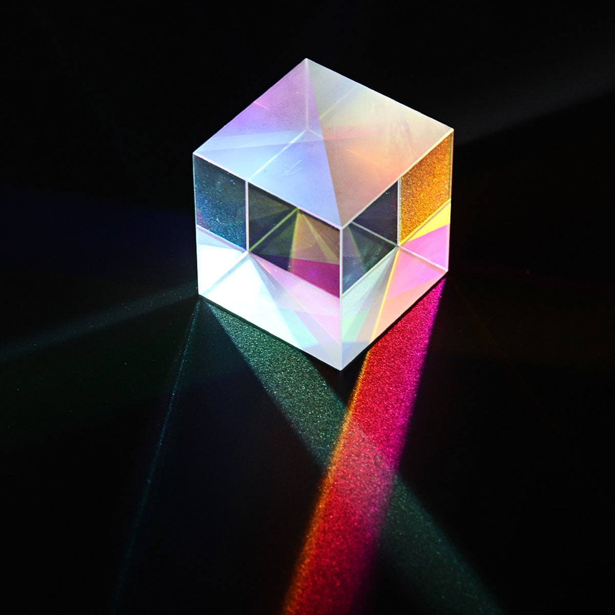 Optical Square Prism-花瓣网