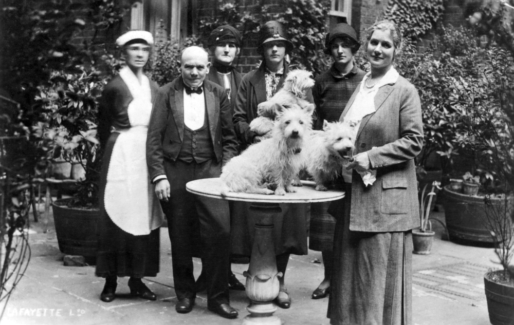 Rosa Lewis (1867-1952). /Nn_E Ovenden. English Hotelier. Photographed ...